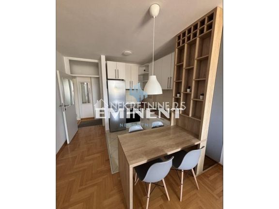 Voždovac, Naselje Stepa Stepanović, Šumadijske divizije, 2.0, 45m2, 600 EUR