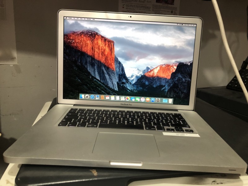 Apple MacBook Pro Core i5 2.4 15 Mid-2010 Br.20