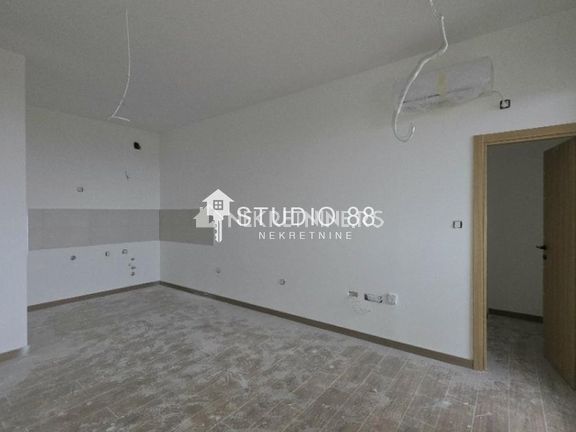 Zrenjanin, Bagljaš, 4.0 stan, 86m2, 154800 EUR