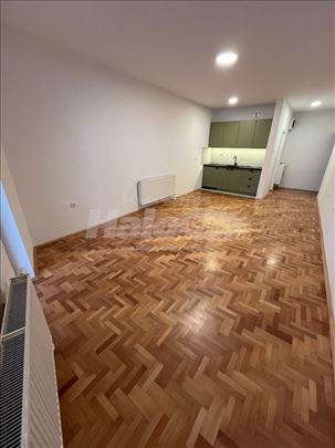 Brzeće apartman 37m2 pored gondole