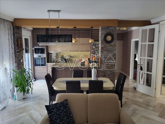 Stan,Loznica,Lagator,kv: 98.00, € 190000, ID: 1001