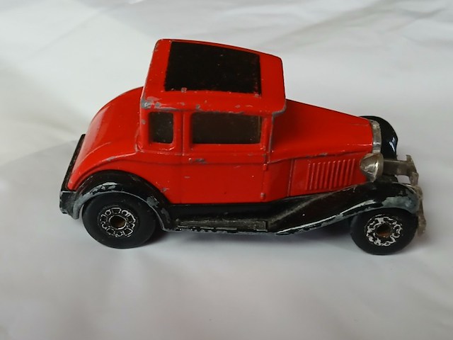AUTOMIBIL OLDTAJMER MATCHBOX