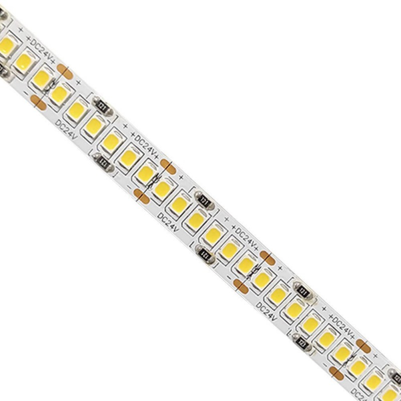 LED TRAKA BELA SMD2835 120LED/M 9,6W 12V 6000K IP65 SA ZASTITOM