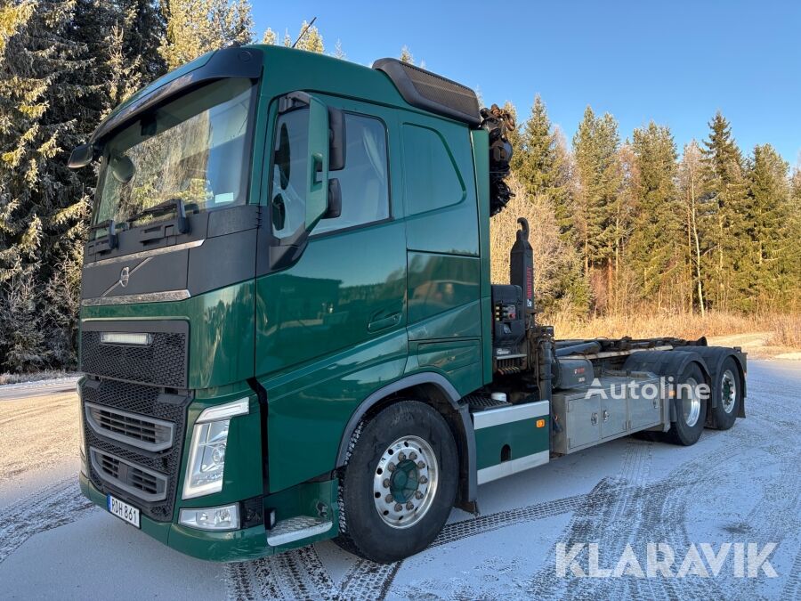 Prodaje se Volvo FH 460 6*2 kamion s ravnom platformom na aukciji