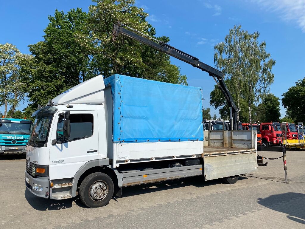 Mercedes-Benz ATEGO 1218 4X2 CRANE HIAB 066, 2004 kamion s ravnom platformom