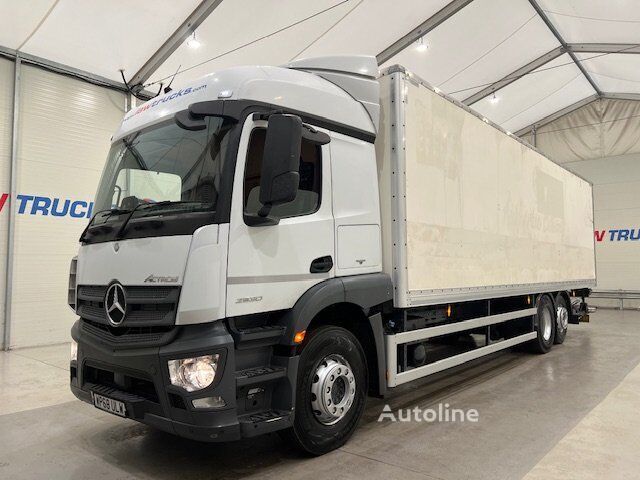 Mercedes-Benz Actros 2530 kamion furgon