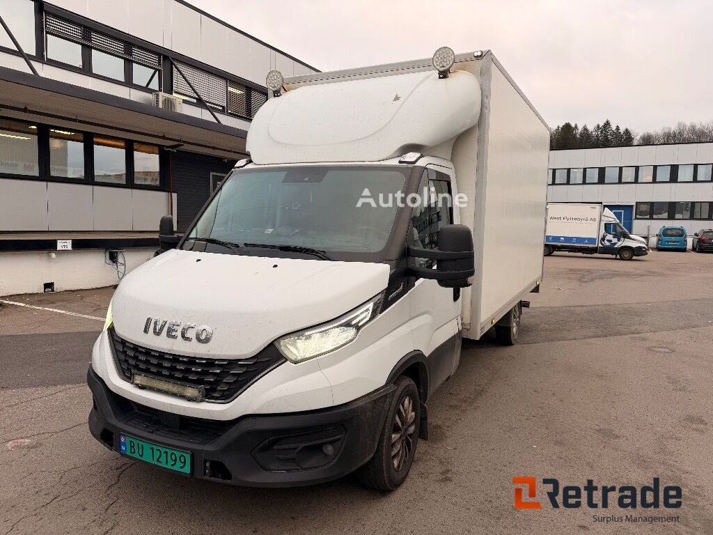 Prodaje se IVECO 35S16 kamion furgon na aukciji