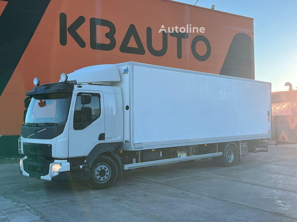 Volvo FL 250 4x2 THERMOKING R452A / BOX L=8175 mm kamion hladnjača