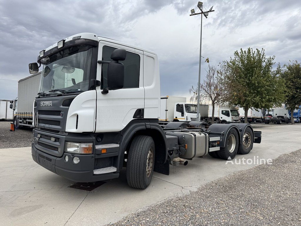 Scania 340 cv. 260000 km. direccional. Retarder kamion šasija