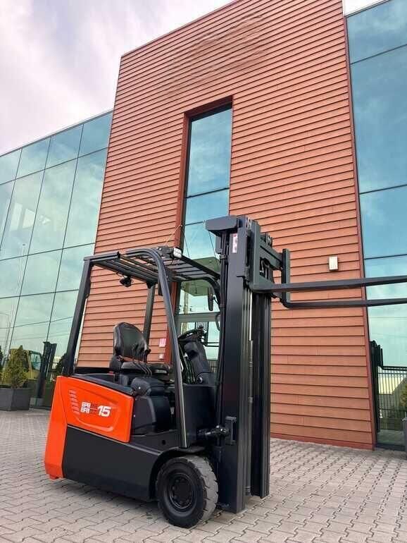 Linde Doosan B15T-7 viljuškar na tri točka