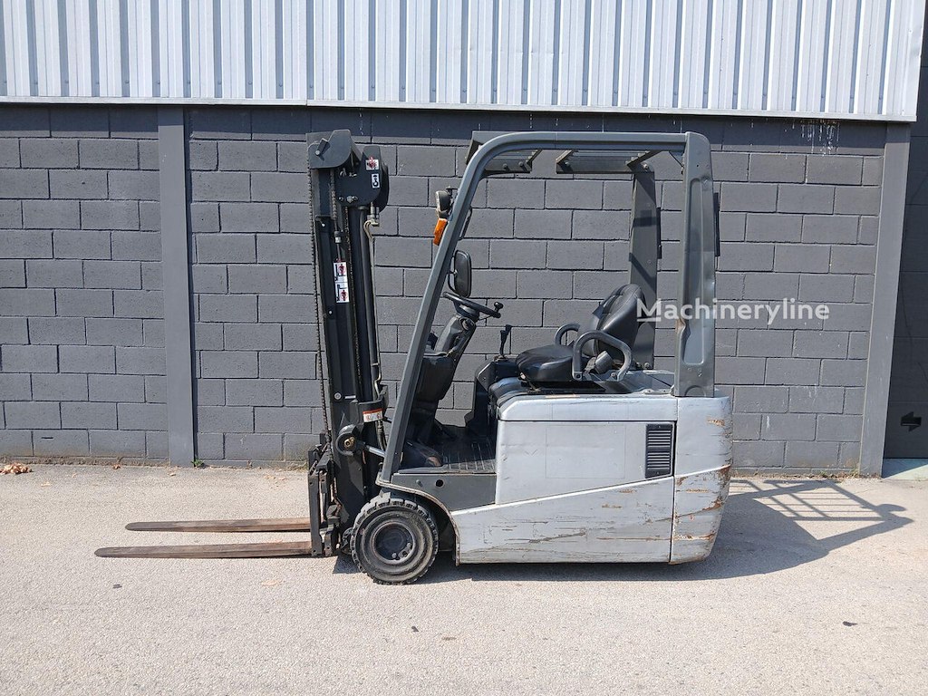 Nissan G1N1L16Q CARRETILLA ELEVADORA ELECTRICA 1600 KG viljuškar na tri točka
