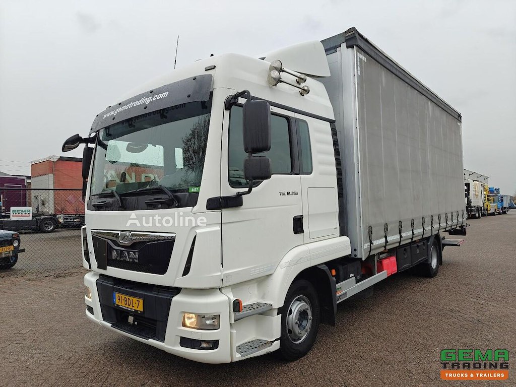 MAN TGL 12.250 4x2 Sleeper Cab Euro 6B - Stationary Air Conditioning kamion sa klizna zavesa cerada