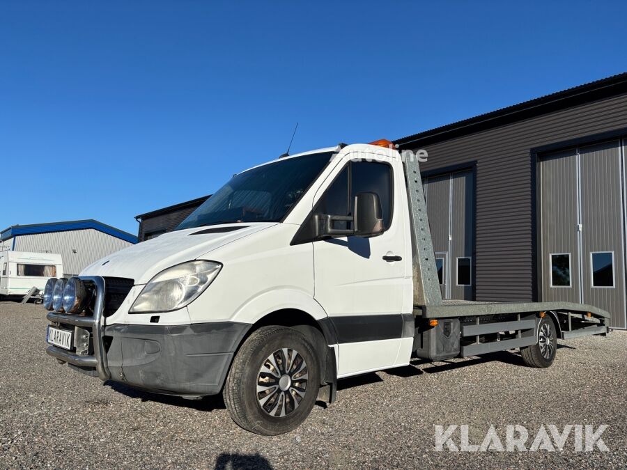 Prodaje se Mercedes-Benz Sprinter 316 CDI Enkelhytt 163 hk kamion s ravnom platformom < 3.5t na aukciji