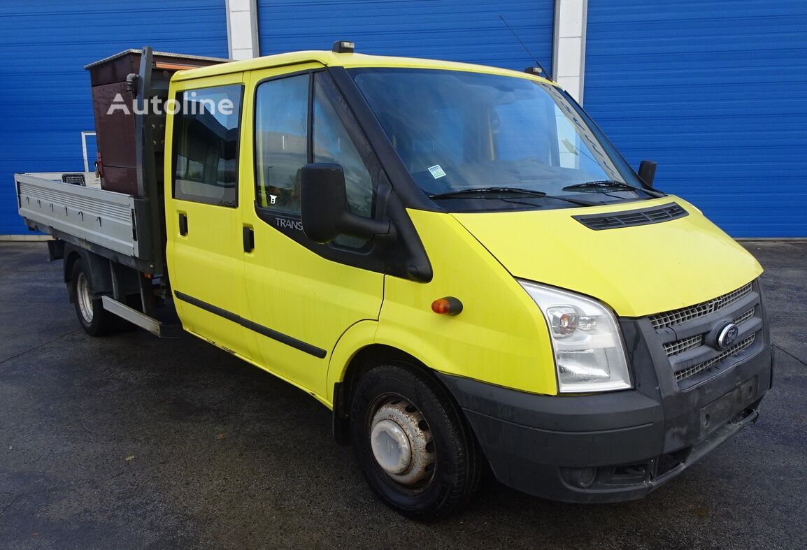 Ford TRANSIT 125PK DOPPELKABINE kamion s ravnom platformom < 3.5t nakon udesa