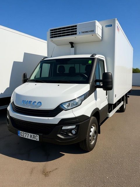 IVECO Daily 70C18 kamion hladnjača < 3.5t
