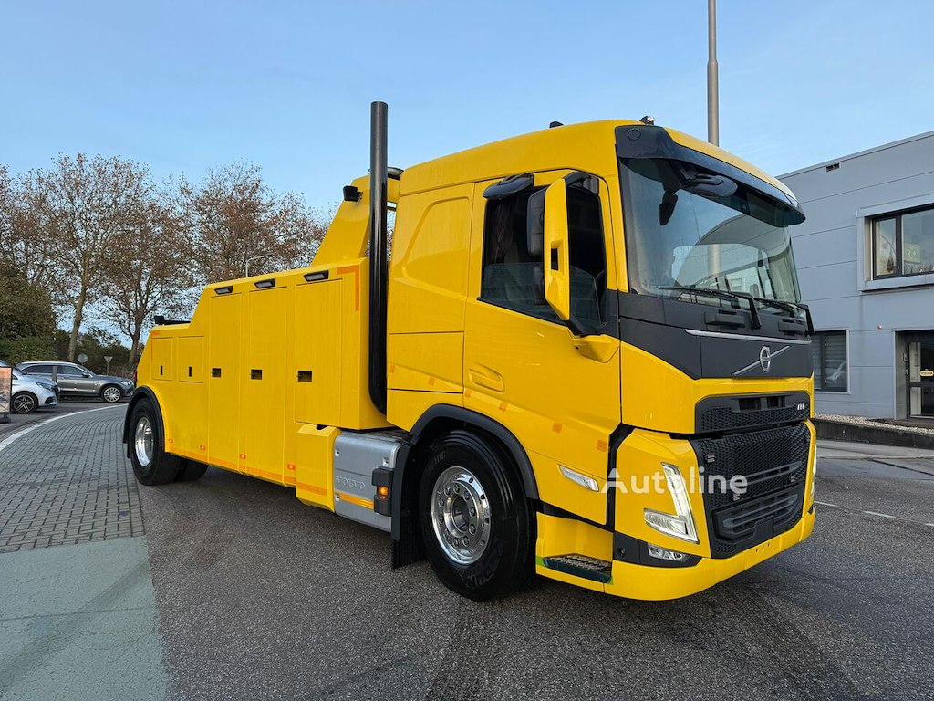 Novi Volvo FM 500 šlep auto