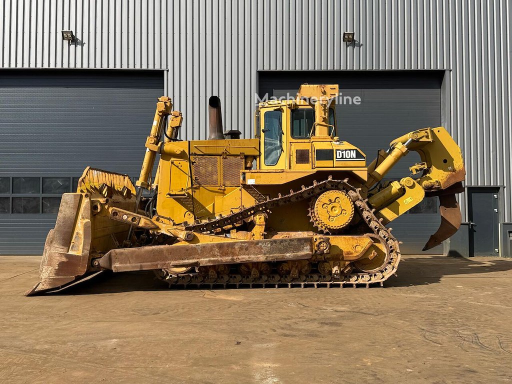 Caterpillar D10N buldožer