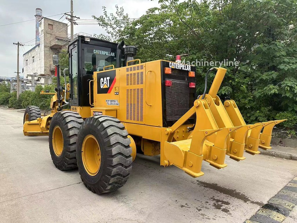 Caterpillar 140K grejder