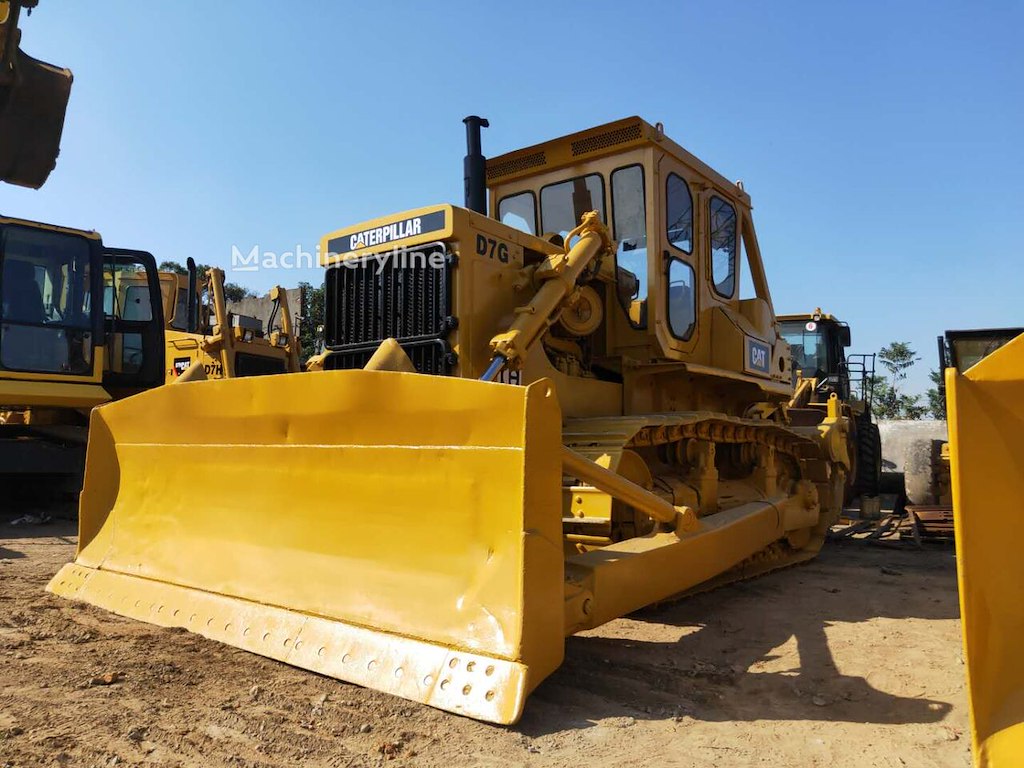 Caterpillar D7G buldožer