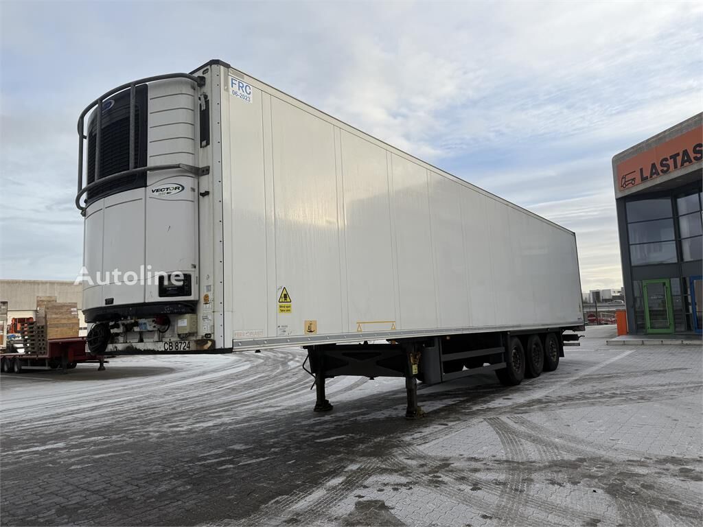 Schmitz Cargobull 33 pl. Dobbelt compartment poluprikolica hladnjača