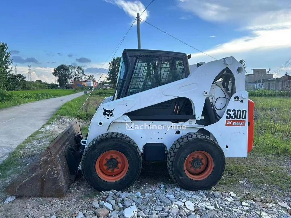Bobcat S300 mini utovarivač
