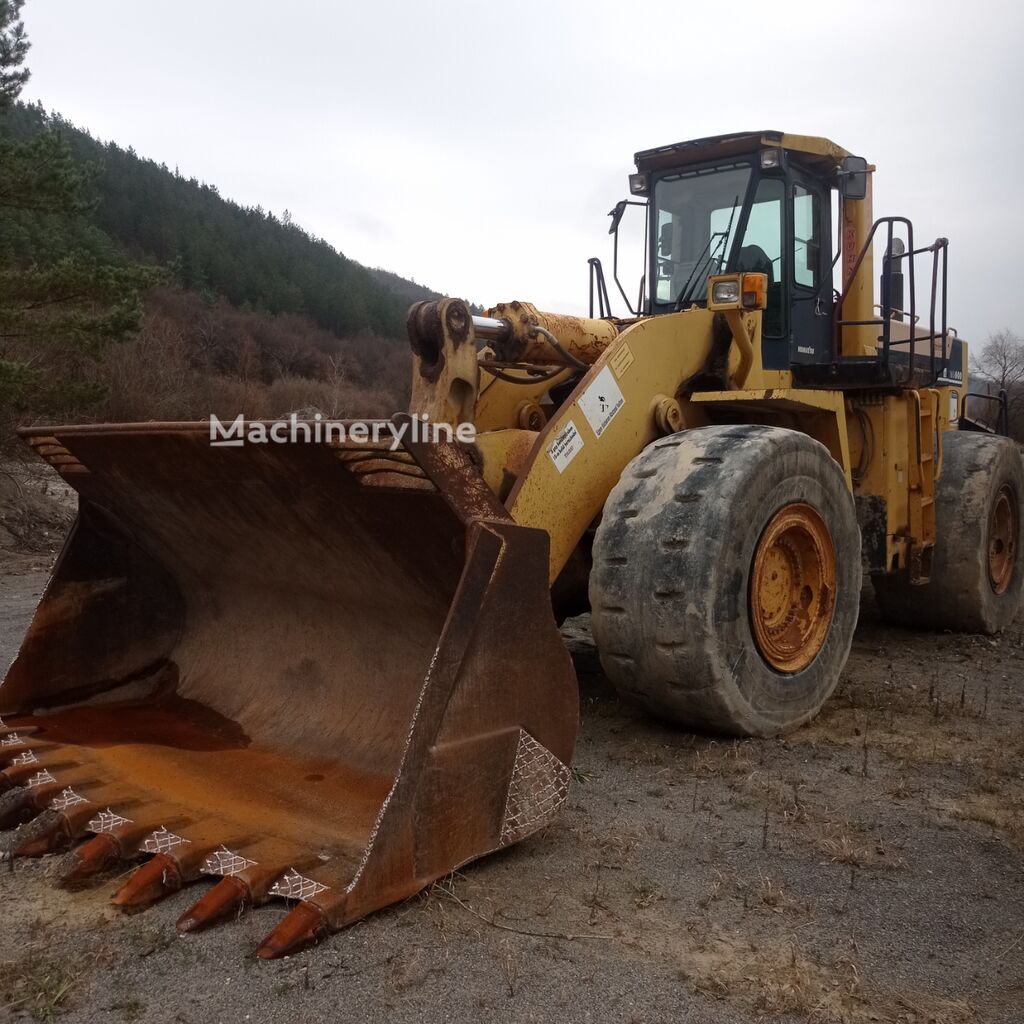 Komatsu WA600 prednji utovarivač