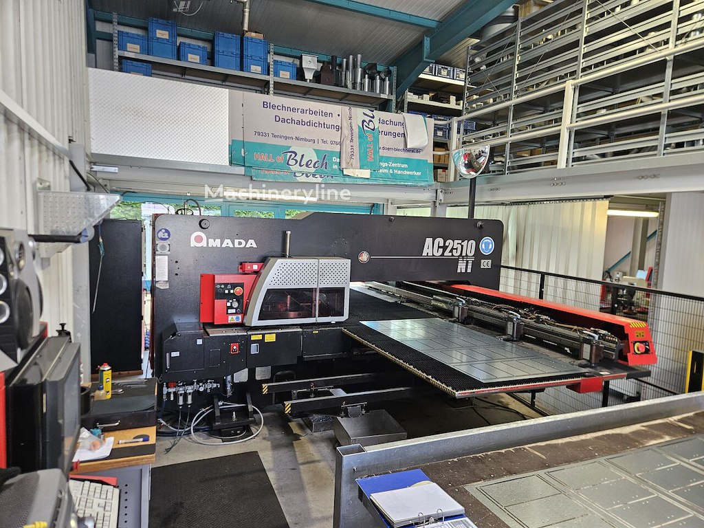 Amada AC 2510 NT koordinatno probojna presa
