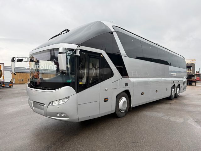 Neoplan Starliner N 5218 Euro 6 turistički autobus