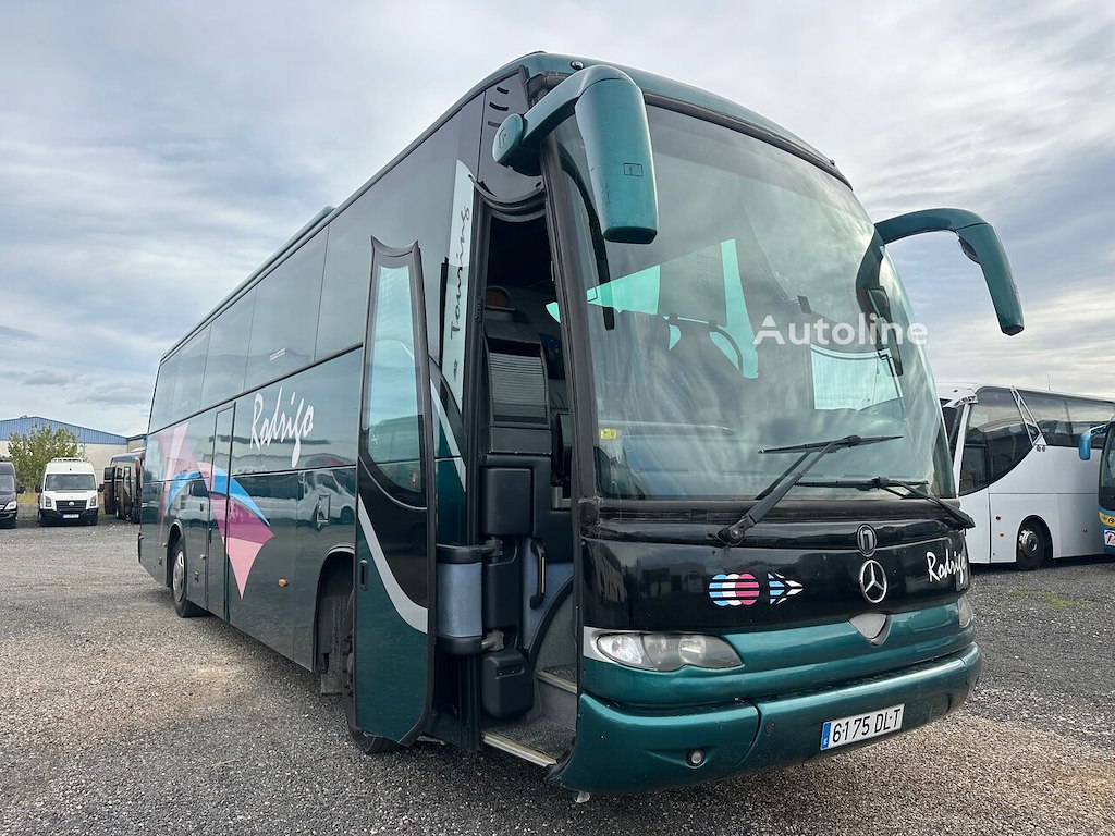 Mercedes-Benz OC500 NOGE HDH turistički autobus