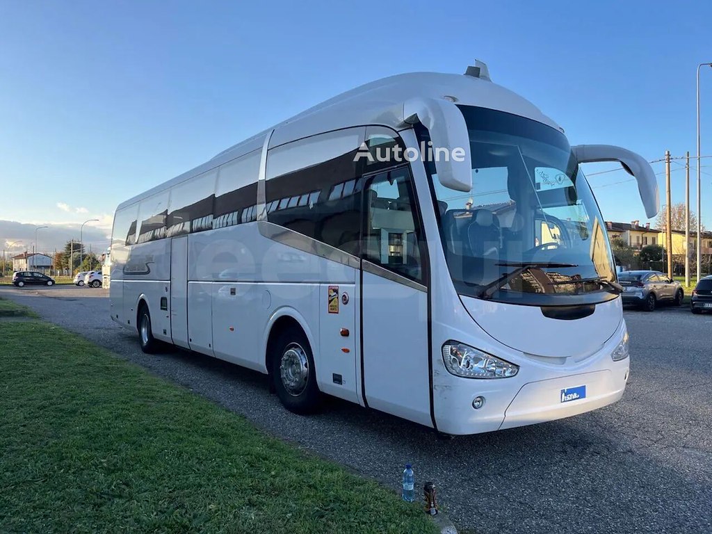 Prodaje se Irizar i6 turistički autobus na aukciji