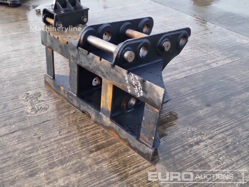 Prodaje se Pallet Fork Frame 65mm Pin to suit 13 Ton Excavator kašiku za prednje utovarivač na aukciji