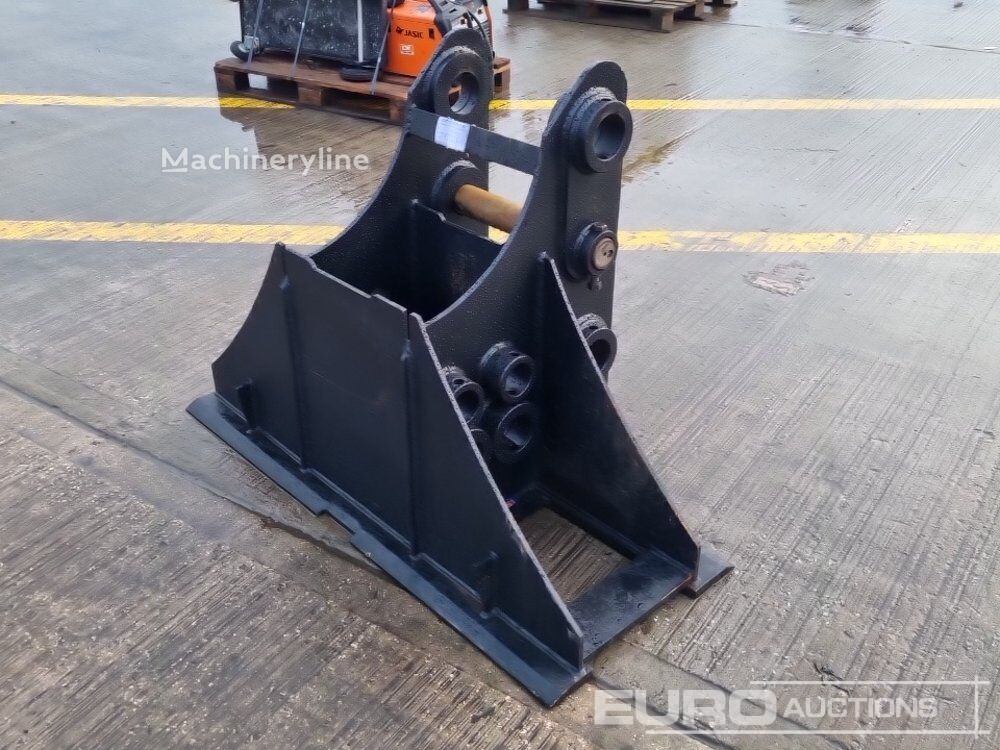 Prodaje se Pallet Fork Frame 65mm Pin to suit 13 Ton Excavator kašiku za prednje utovarivač na aukciji
