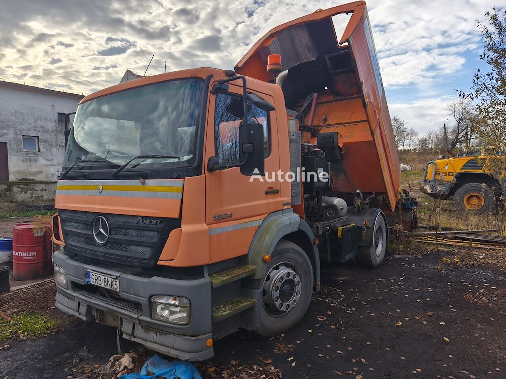 Prodaje se Mercedes-Benz 1824 L vozilo za čišćenje ulica na aukciji