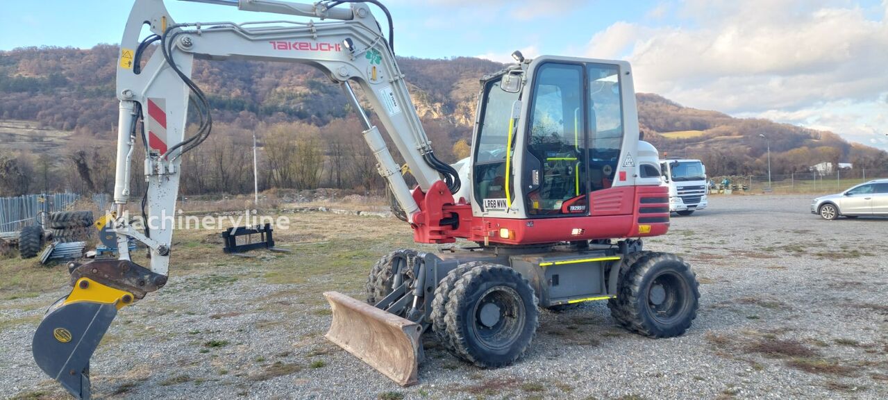 Takeuchi TB295W bager točkaš