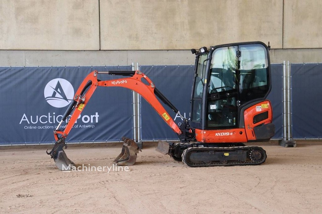 Prodaje se Kubota KX019-4 mini bager na aukciji