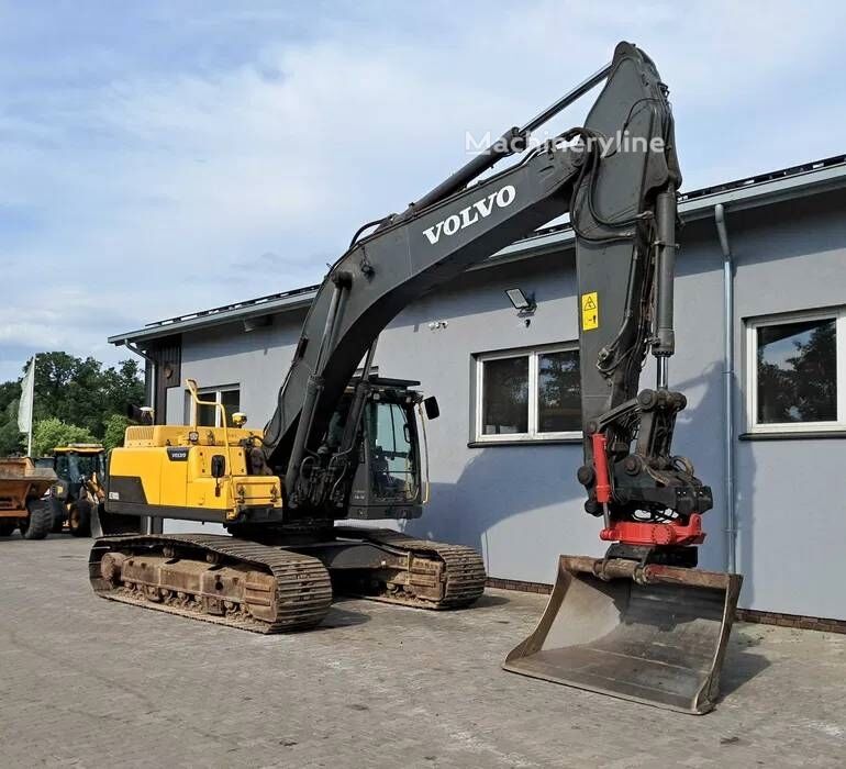 Volvo EC 300 D L bager guseničar