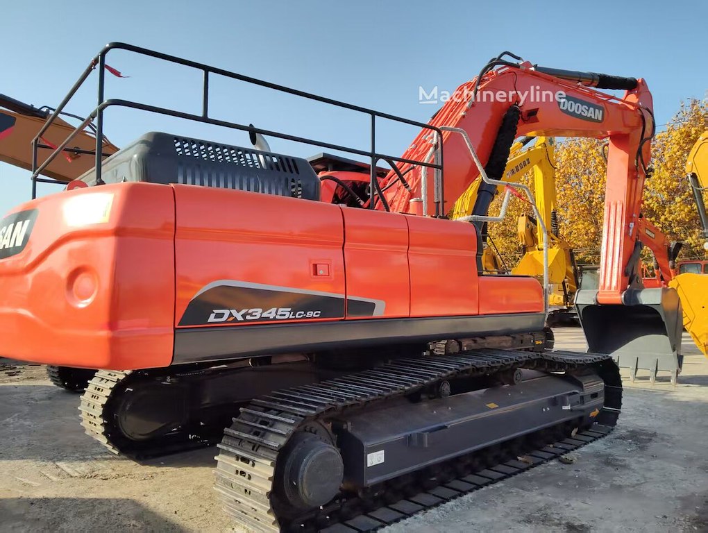 Doosan DX345LC-9C bager guseničar