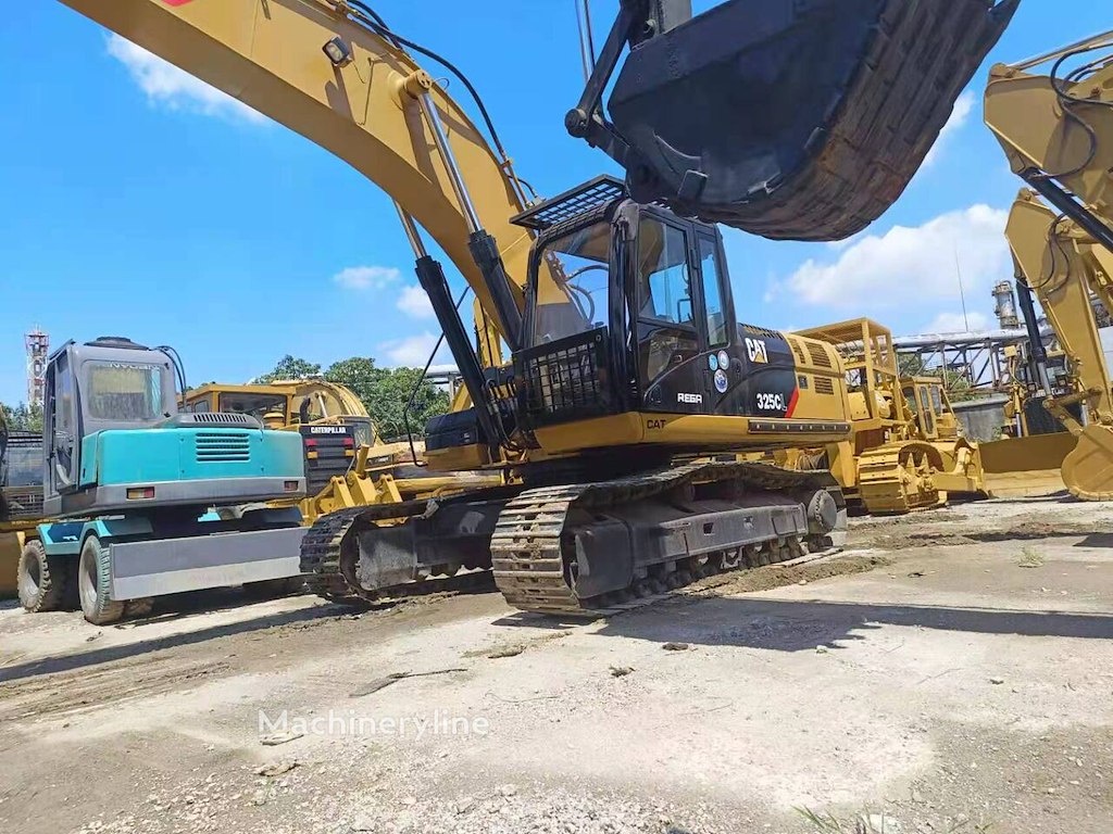 Caterpillar 325 bager guseničar