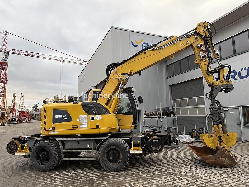 Liebherr A 922 Rail Litronic bager točkaš