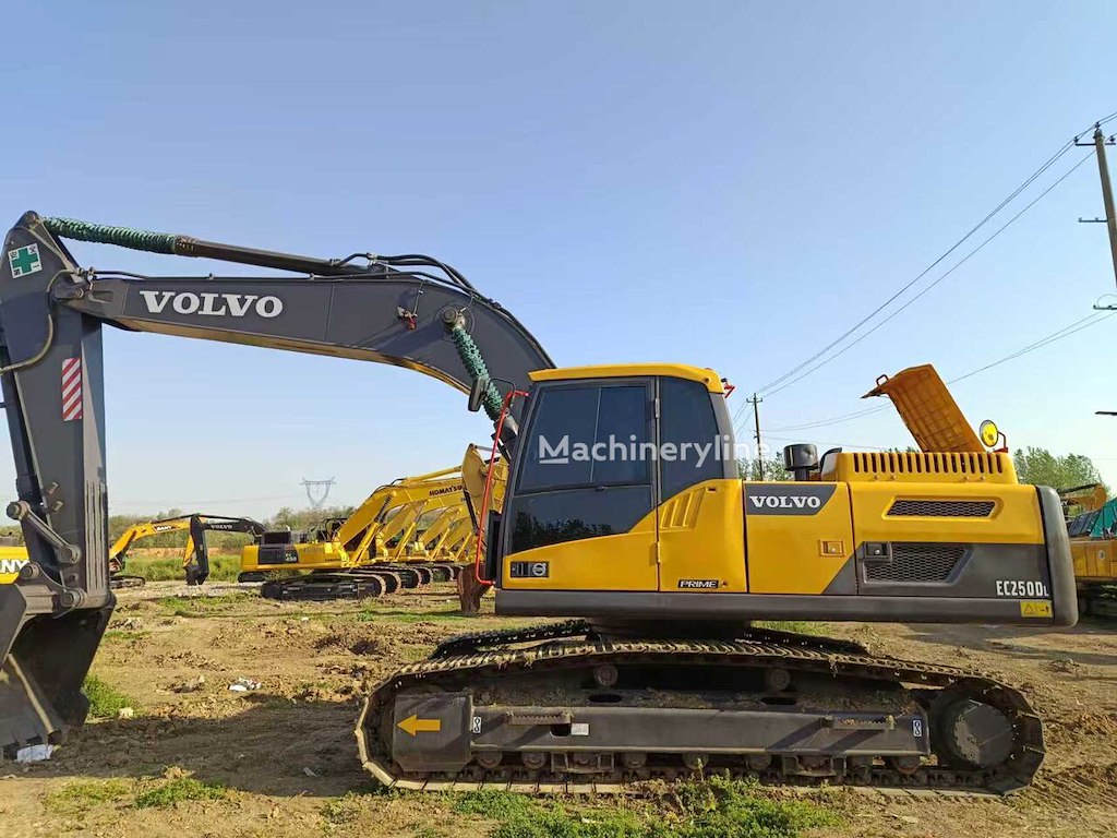 Volvo EC 250 bager guseničar