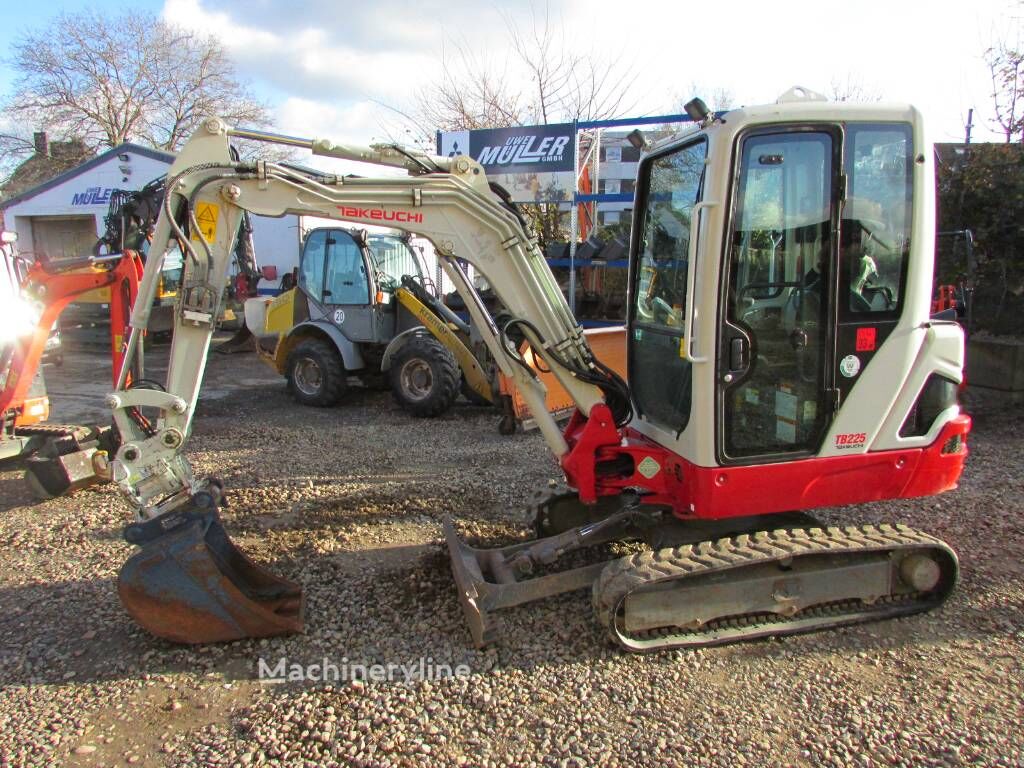 Takeuchi TB 225 V3 Minibagger 30.500 EUR mini bager
