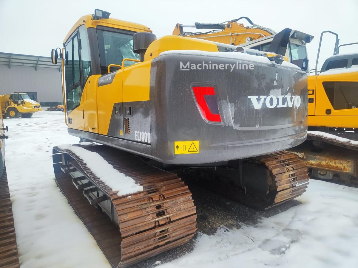 Volvo EC180 D bager guseničar