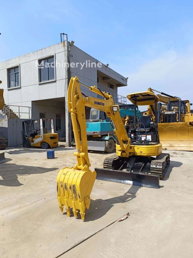 Komatsu PC35 mini bager