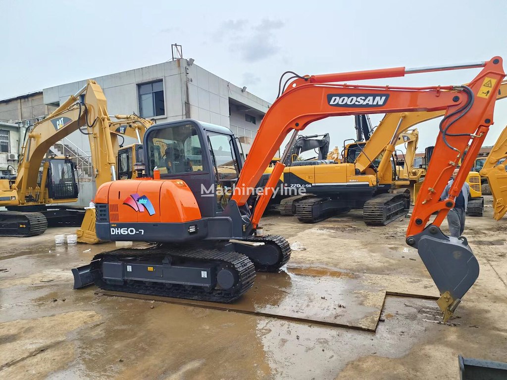 Doosan DH60 mini bager