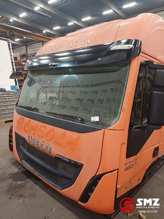 IVECO Occ e compleet Hi Way Stralis kabina za kamiona