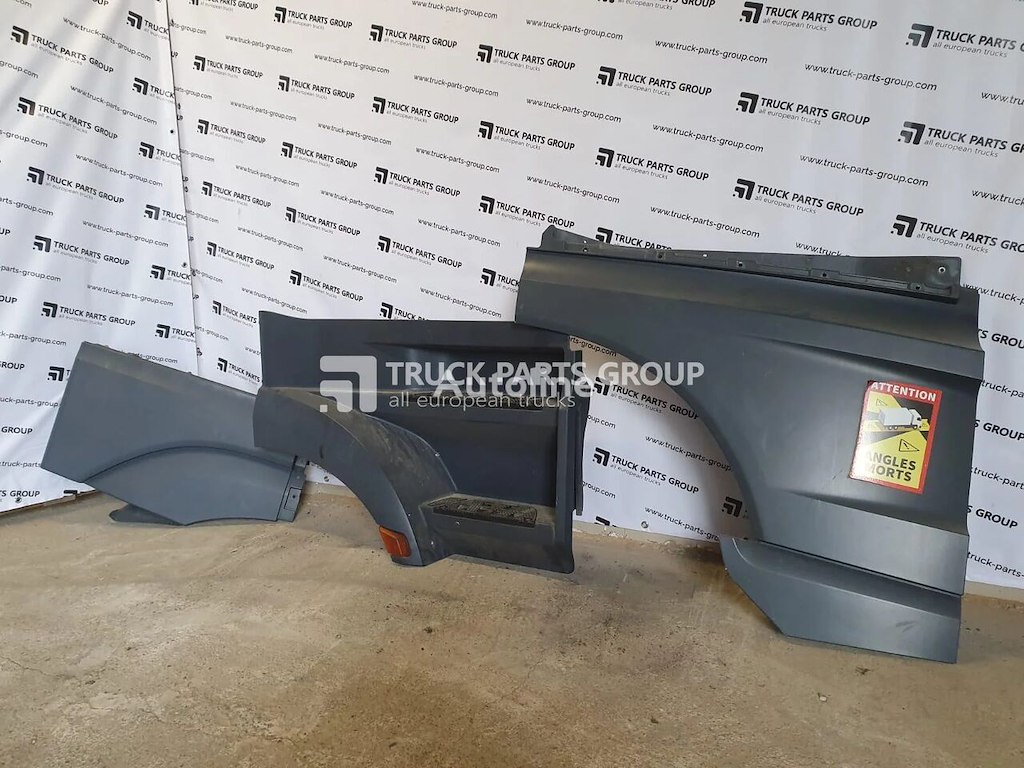 Emission plastic steps, door extension oblaganje za Mercedes-Benz ACTROS MP4 tegljača