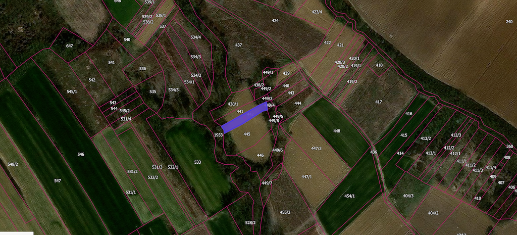 Porodična stambena zgrada sa zemljištem u Deonici