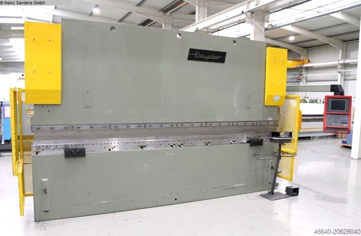 Press kočnica - hidraulična
BEYELER PR 3 1000 KN x 4100 MM