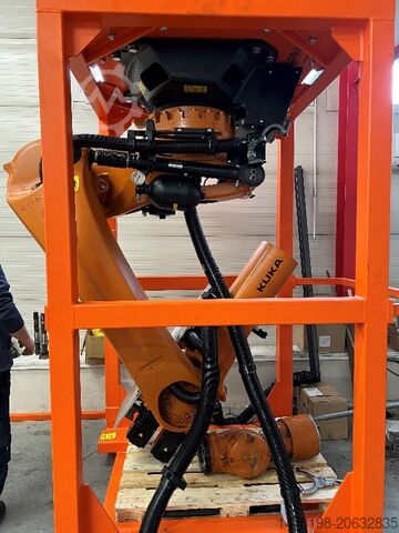 Industrijski robot
KUKA