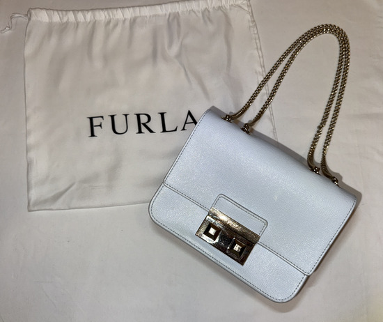 FURLA svetlo plava kožna torbica